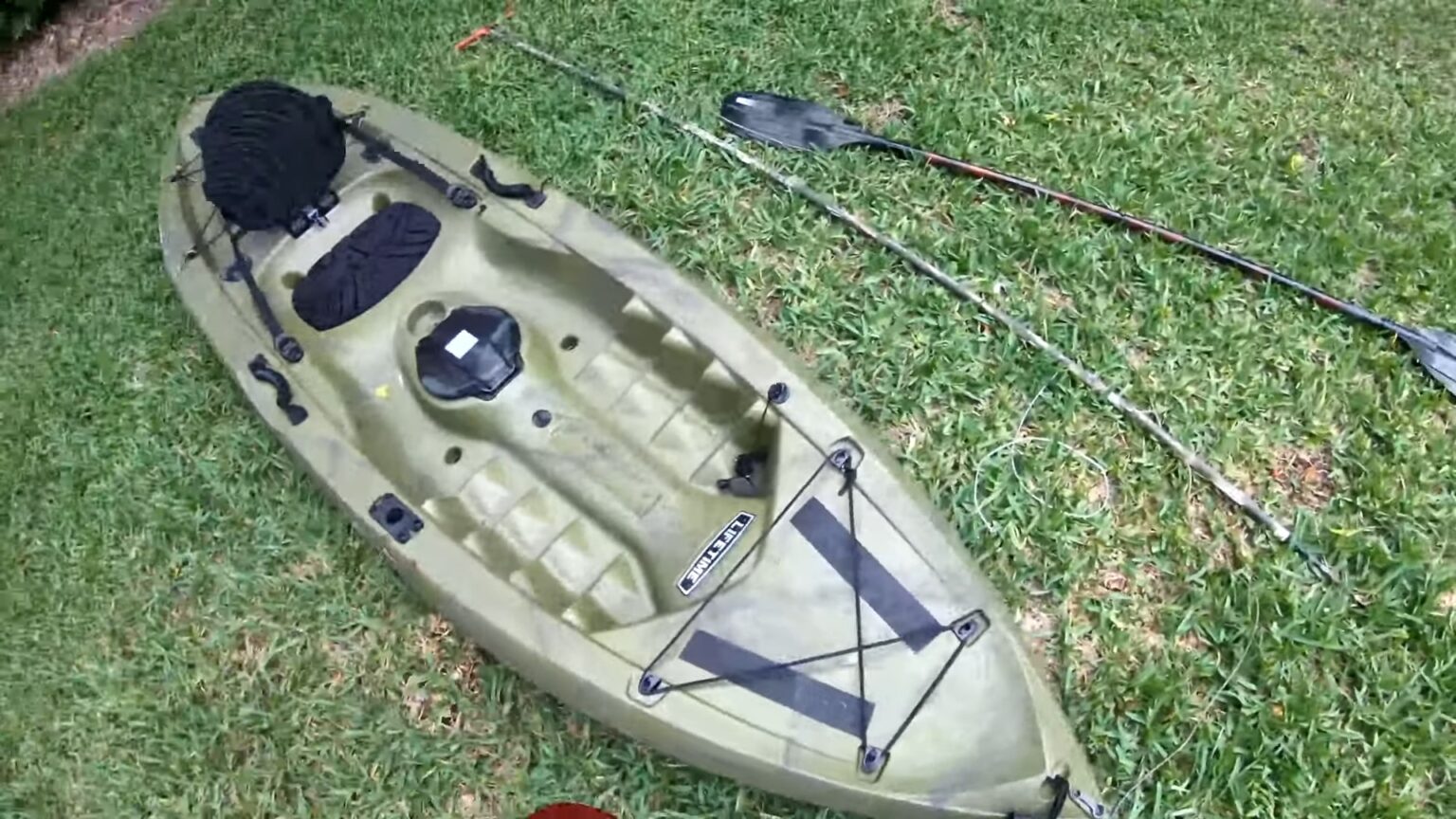 Lifetime Tamarack 120 Angler Kayak Review 2024 - Sit-on-Top Kayak