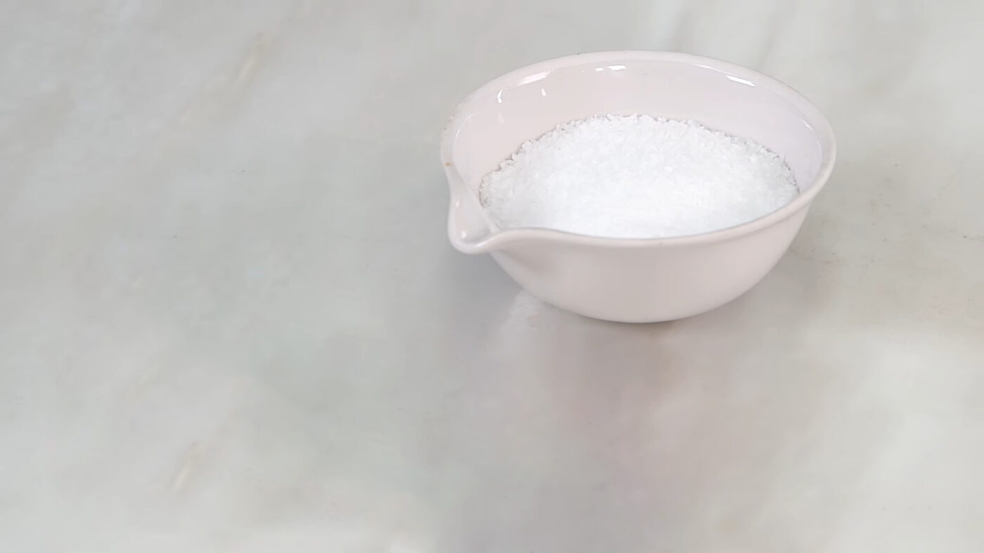 How to Get the Fishy Smell Out of Clothes - Tips & Tricks