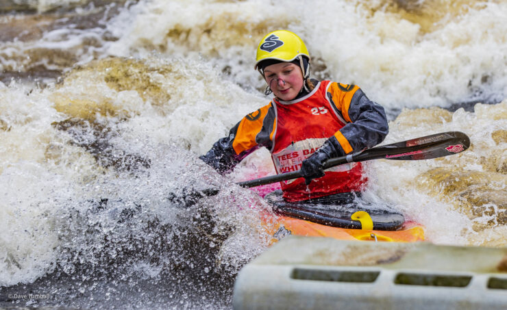 Kayaking in Cold Weather - What to Wear? Best Materials for Winter Cold