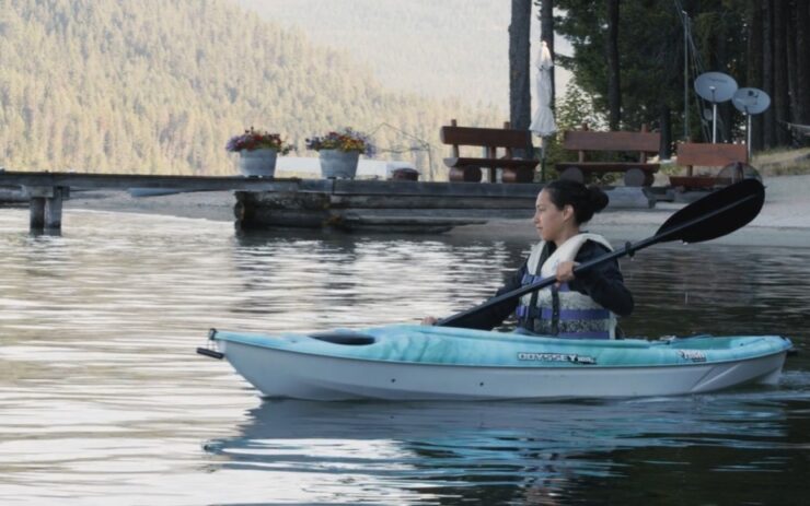 Kayaking in Cold Weather - What to Wear? Best Materials for Winter Cold