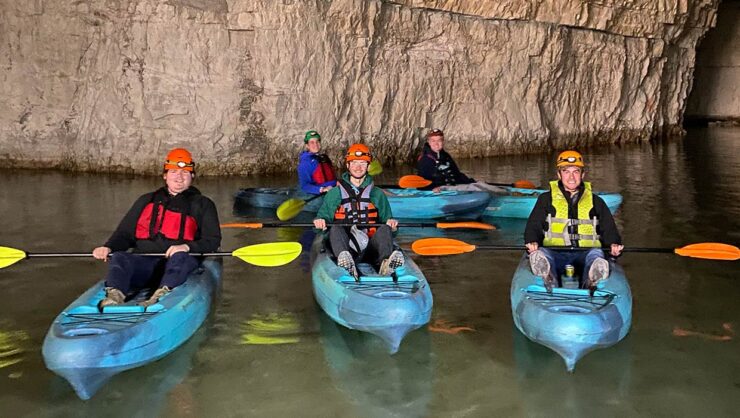 Kayaking in Cold Weather - What to Wear? Best Materials for Winter Cold