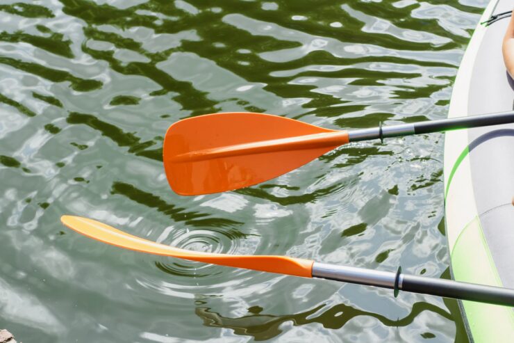 Finding The Right Kayak Paddle Size: Blade Shapes, Shaft Styles & More ...
