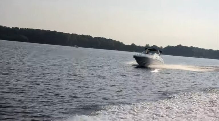 4 Common Sea Ray Sundancer 280 Problems You Need To Know Of - How To Fix It