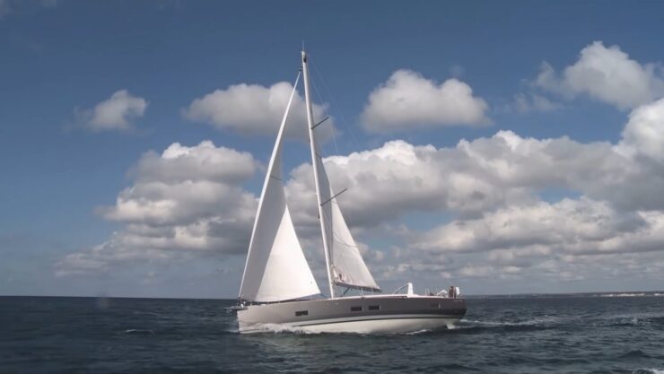 Who Will Win The Battle Between Jeanneau vs. Beneteau - Our Comparison