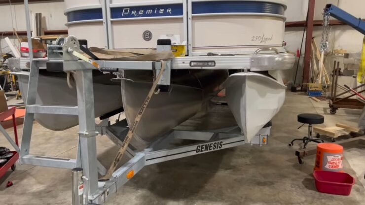 What is the Process of Adding Center Log to Pontoon Boats? - Stability ...