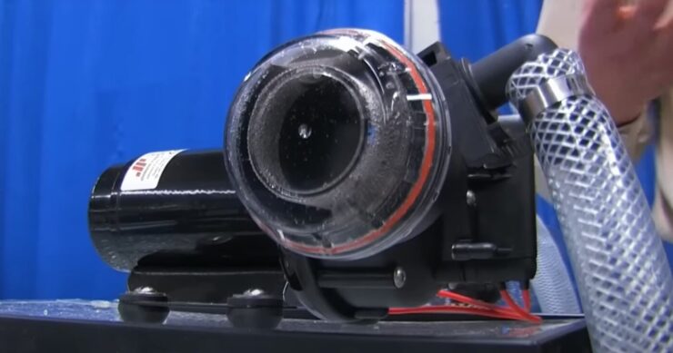 10 Best Washdown Pump 2024 - Keep The Boat Clean - Kayak Paddling