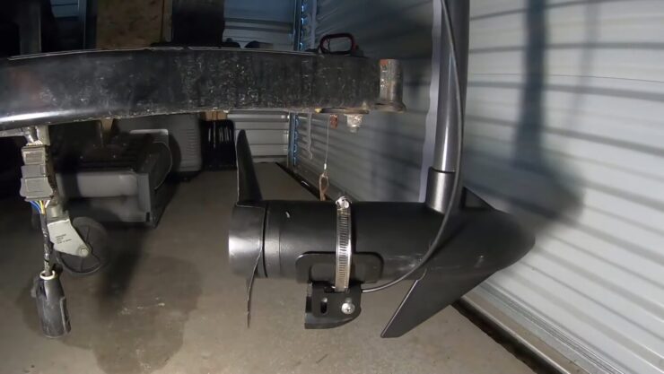 Pros And Cons of Mounting Transducer on Trolling Motor: Guided - Kayak ...