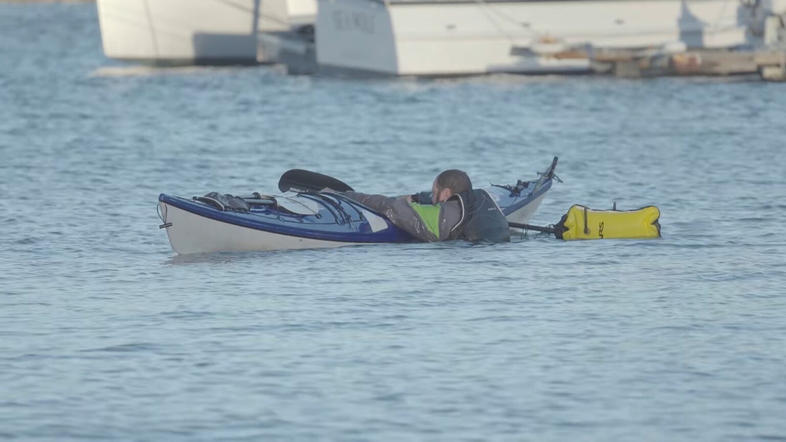 What to Do if Your Kayak Capsizes - Step by Step Guide - Kayak Paddling
